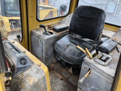 Cina Trattore a cingoli nuovissimo 70% originale di Caterpillar del bulldozer del gatto D5h del Giappone nella condizione di lavoro eccellente con il prezzo di stupore. Il gatto D3c, D4c, D5g, D5h è sulla vendita. in vendita