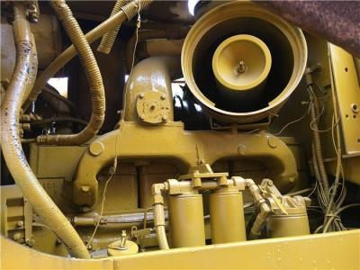 中国 中古オリジナルペイントコマツブルドーザーD85A-18を完璧な動作状態で驚きの価格で、中古高品質24トンクローラートラクターD85pを販売中 販売のため