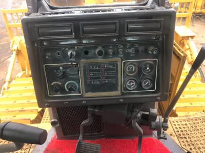 China Escavadora usada de alta qualidade Caterpillar D7r, trator de esteira rolante usado do gato D6 /D6r /D7 /D7r /D8/ D7r em Shanghai na promoção à venda