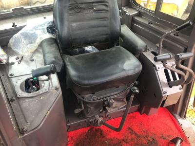 中国 販売の幼虫D7のブルドーザーのための使用された猫D7rのブルドーザー中古猫D7h D7g D7rのブルドーザーは販売のために猫D7rのクローラー トラクターを使用した 販売のため