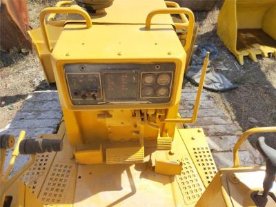 中国 開いたタクシー、選択のために利用できる中古の幼虫トラックDozer D4h D5h D5m D5nを持つ素晴らしい使用されたクローラー ブルドーザー猫D4h 販売のため