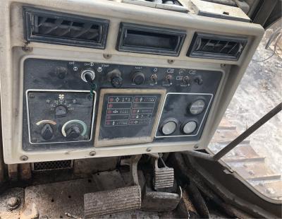 中国 100% オリジン Caterpillar ブルドーザー D5h プロモーション中、高品質中古 Cat D5h D6h D5n D6n、無料スペアパーツ付き販売中 販売のため
