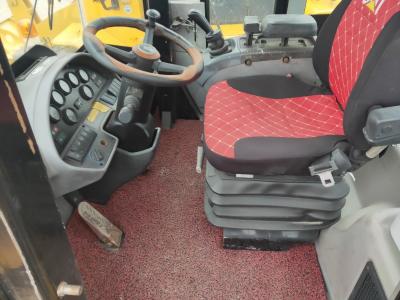 中国 使用された良質猫の車輪の積込み機966hの中古で23トンの昇進の重い前部分積込み機の幼虫966h 販売のため