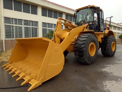 中国 適正価格の完全な働く状態の使用された90%の真新しい幼虫966hの車輪の積込み機。中古猫の車輪の積込み機966c、966f、販売の966g。 販売のため