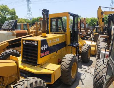 China Pá carregadeira Komatsu Wa300 original de segunda mão fabricada no Japão em bom estado para venda, Pá carregadeira frontal Komatsu usada Wa300 à venda à venda