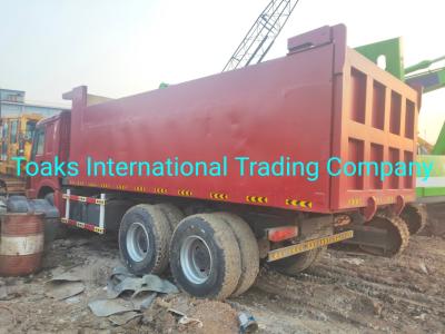 Cina 15 usati Ton Dump Truck Sinotruk Tipper trasportano HOWO su autocarro 375 cavalli vapore sulla promozione in vendita