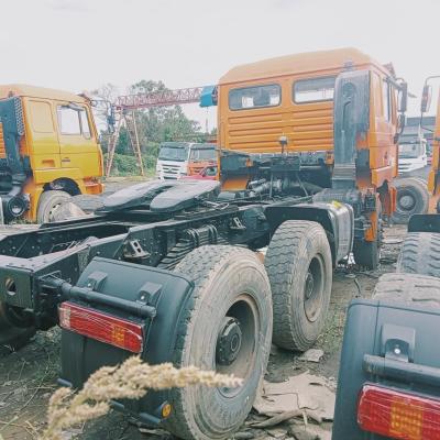 Cina Testa utilizzata del rimorchio del camion delle ruote di marca 6X4 10 di Shacman F3000 della testa del camion in vendita
