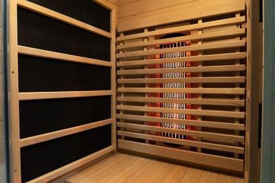 Cina Luxury Solid Wood Canadian Hemlock 1 Person Home Infrared Sauna Wooden Small in vendita