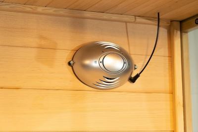 Cina Gorgeous 3 Person Indoor Wooden Traditional Steam And Infrared Sauna Combined in vendita