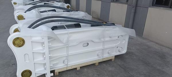 Quality Customized Hydraulic Breaking Hammer SB50 Excavator Rock Hammer 135mm For 11 - 16 Tons Excavator for sale
