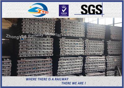 中国 線路の4つの穴/6つの穴の鉄道の魚のプレートの接合箇所棒魚のプレート 販売のため