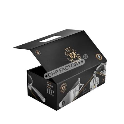 China Sturdy Foldable Magnetic Boxes Rigid Collapsible Cardboard Boxes With Handle for sale