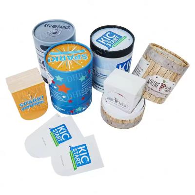 中国 高コントラスト ベビーフラッシュカード カスタム 視覚刺激学習活動カード 丸い箱 販売のため