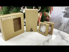 Groenbruine cadeaubon verpakking voor kleding of schoenen