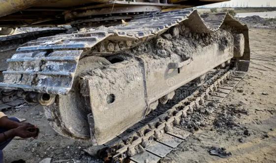 Used Doosan DH300 Excavator 147kw Rated Power 1.27m³ Bucket Capacity Original Version 17