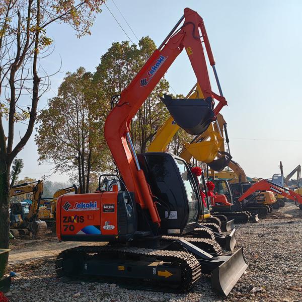 Quality ZX70-8 Hitachi Used Excavators 0.3m3 Bucket Capacity 41kw Used Small Excavator for sale