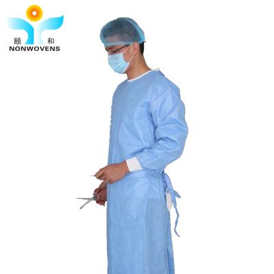 Cina abito chirurgico eliminabile di certificazione materiale degli abiti ISO13485 EN13795 di 120*140cm SMS in vendita
