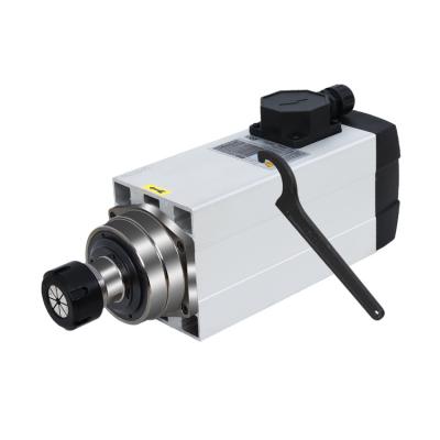 Cina 6KW GDF60-18Z-6.0 Motore a fusione raffreddato ad aria per router CNC 12.95KG e ad alta frequenza in vendita