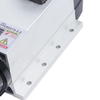 Cina 2.2 Kw Cnc Router per attrezzi di incisione a motore a fusione per esigenze del cliente in vendita