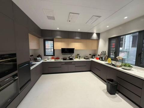 Quality Premium Handleless Modern Kitchen Cabinet Fronts for sale