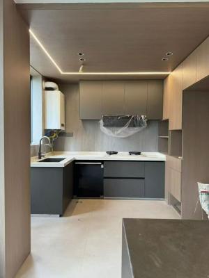 China Modern Charcoal Grey & Warm Wood Kitchen Cabinets for sale