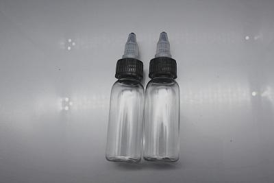 Cina Il prodotto disinfettante vuoto dell'ANIMALE DOMESTICO 60ML imbottiglia la bottiglia di goccia aguzza della plastica di punta in vendita