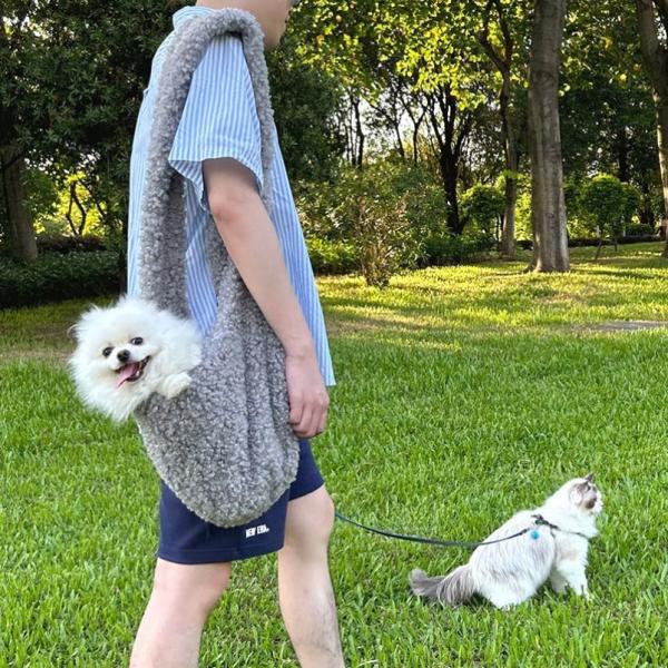 Quality Pet Carrier Bag Cats Dogs Outdoor Travel Breathable Portable Faux Fur Shoulder Bag for sale