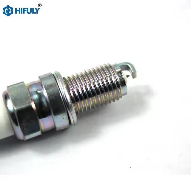 ILZTR6A8G Spark Plug packaging