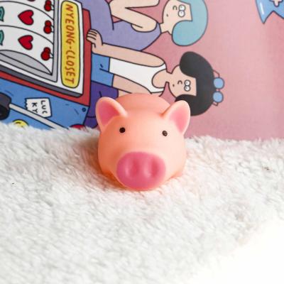 中国 安い卸売プロモーション BPAフリービニール PVC トイ キッズのスキー ミニ 可愛い豚 販売のため
