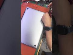 Guida alla Sostituzione e Riparazione del Trackpad MacBook – Passo Passo