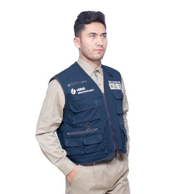 China Custom Made Mens Anti Pilling Quilted Vest Mechanic Winter Construction Workwear Sleeveless Cotton Tactical Vest for sale