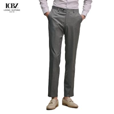 Cina Colore personalizzato 70% lana Pantaloni da uomo Metodo di tessitura a maglia Pantaloni da golf Slim Fit in vendita
