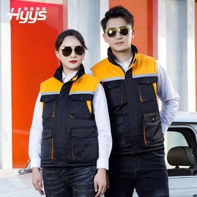 Cina Rimanete caldi con giubbotti in poliestere unisex giubbotti personalizzabili abiti da lavoro antistatici in vendita