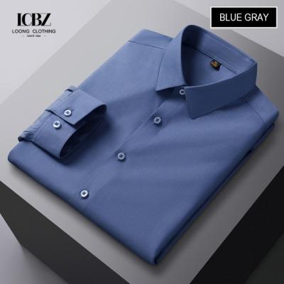 Cina Maglietta da uomo in tessuto tricolore a maglia per il viaggio in primavera in stile bianco di fascia alta in vendita