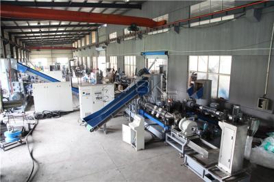 China Film Plastic Granulating Line 350kg H Woven Pp Bag Recycling Machine for sale