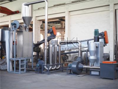 Cina Separazione schiacciando l'animale domestico di plastica 500KG H delle lavabottiglie 150kw in vendita