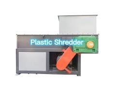 Bouteille en plastique en plastique de la machine SKD11 du recyclage des déchets 75KW écrasant la machine