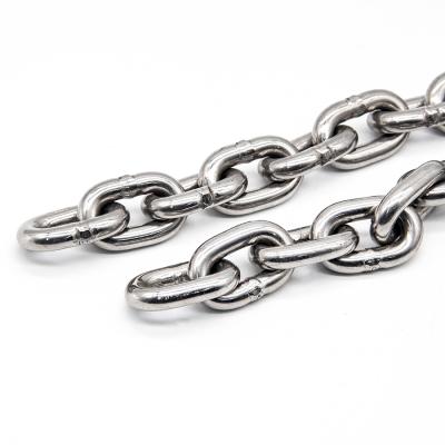 China Corrosion and Tarnish Resistant Flexible Stainless Steel Chain for Decorative and Hanging Applications for sale