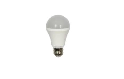 China Dimmable 8W E27/E26 LED Light Bulb 530lm-690lm LED Golf Bulb with frosted cover for sale