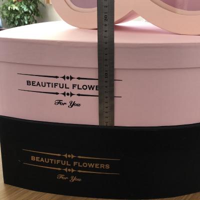 China Custom Luxury Heart-Shaped Gift Boxes for Flowers and Love Decoration Photo Frame for sale