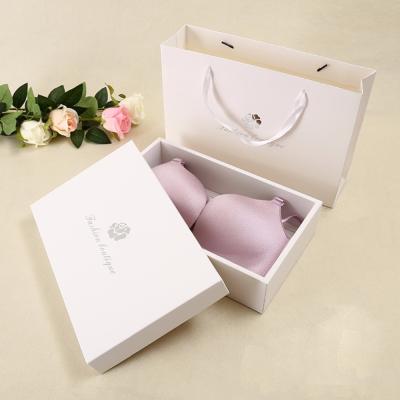 China Folders Sustainable Mailer Boxes Recycled Cardboard Mailers Packaging ODM for sale