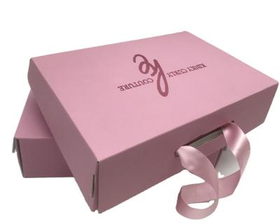 中国 カスタムプリント クラフト リサイクル カードボード メーラー 服装 服装 包装 箱 販売のため