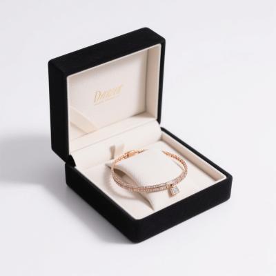 China Fabrik - kundenspezifische Marke High - End Samt - ausgekleidet Armband Verpackung Geschenkboxen für Geburtstage & Jahrestage zu verkaufen