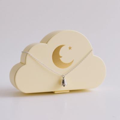 China Fabrikmaßgeschneiderte Wolkenförmige Geschenkverpackungskisten mit Mustern für verschiedene Feierlichkeiten zu verkaufen