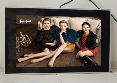 China 55inch Wall Mount Outdoor Digital Signage LCD Ultra Thin CE ROHS for sale