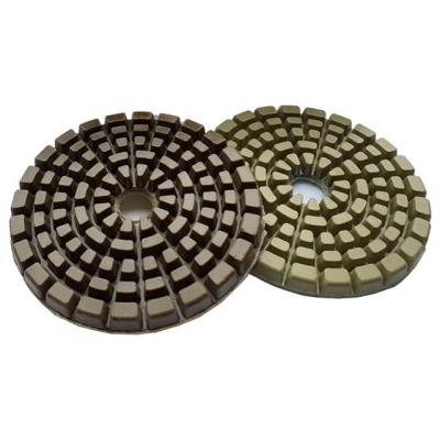 Cina Ibrido a 5 pollici del pavimento della resina tampone a cuscinetti per lucidare lo spessore di 6mm con la lumaca indietro in vendita