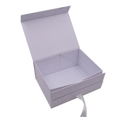 China Cloth LV Customized Gift Foldable box Ribbon hardpaper cardboard gift boxes Flip Top String Ribbon Handle Flat Paper Box for sale
