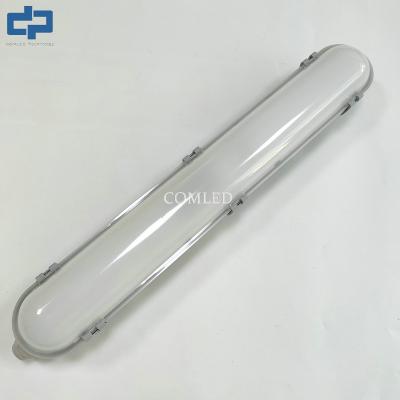 China IP65 18w Tri Proof LED Light con sensor de atenuación y función de emergencia en venta