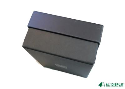 Cina L'imballaggio cosmetico PDF del regalo 200mm inscatola le scatole d'imballaggio su ordinazione 200gsm con il logo in vendita