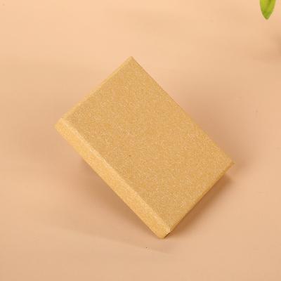 China empacotamento luxuoso de 900gsm Grey Cardboard Small Packagin Box para caixas de empacotamento bonitas da joia à venda